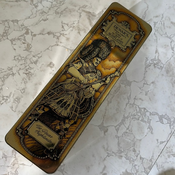 Dewar’s | Dining | Dewars White Label Scotland Tin Can Collectible ...